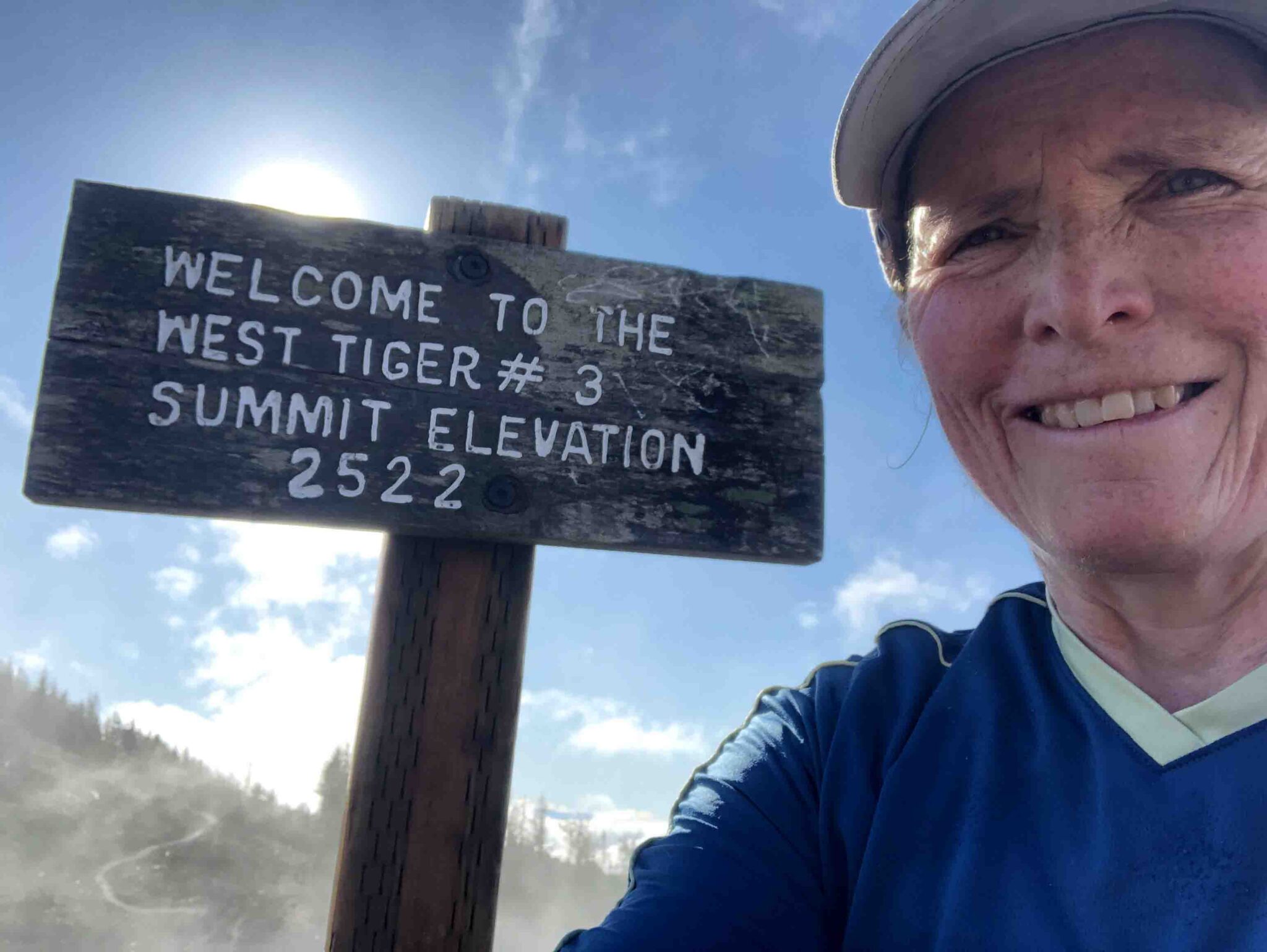 How To Warm Up, Pace Yourself, and Hydrate While Hiking